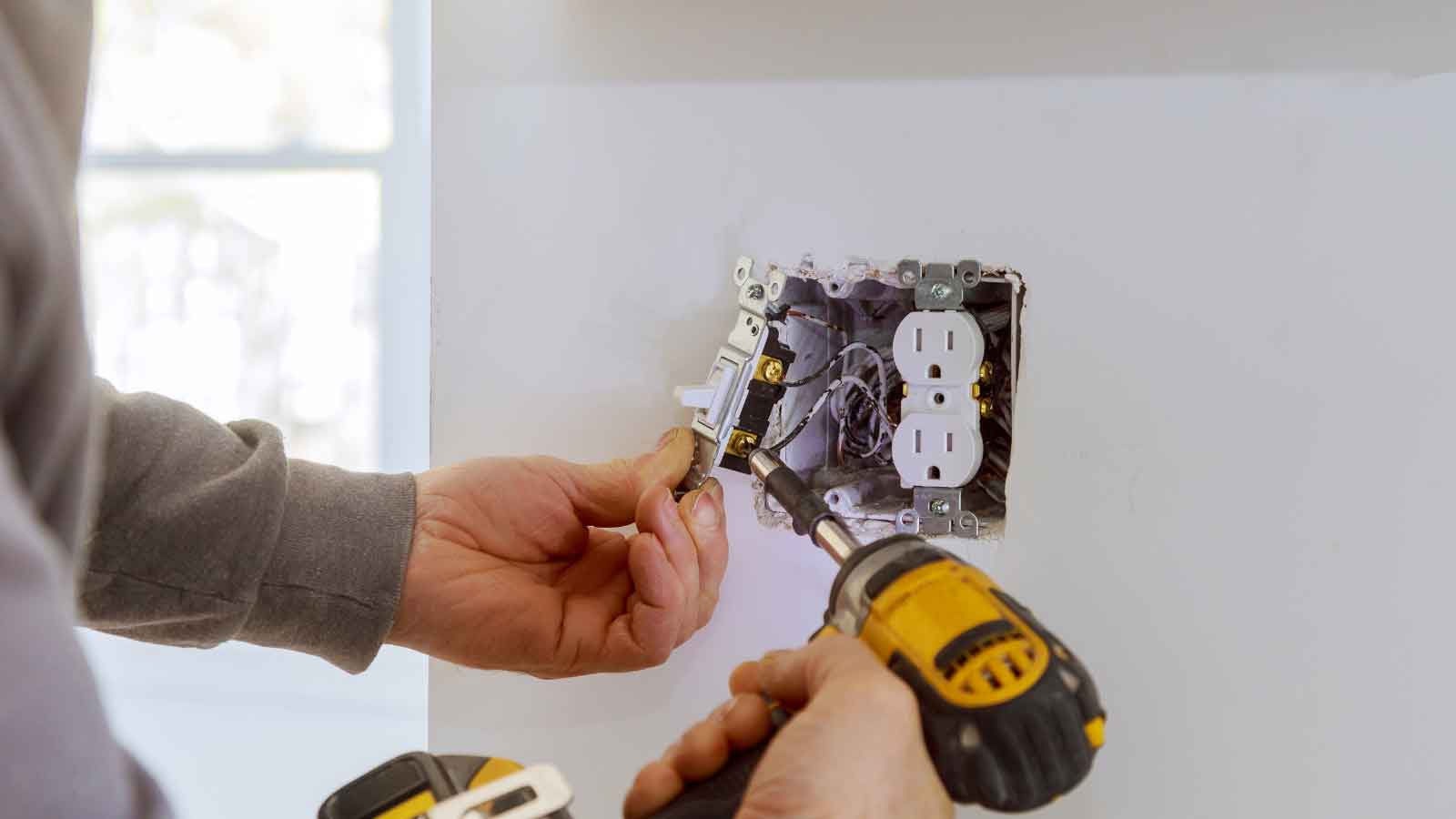 Top Causes of Outlet Failures and How To Fix Them
